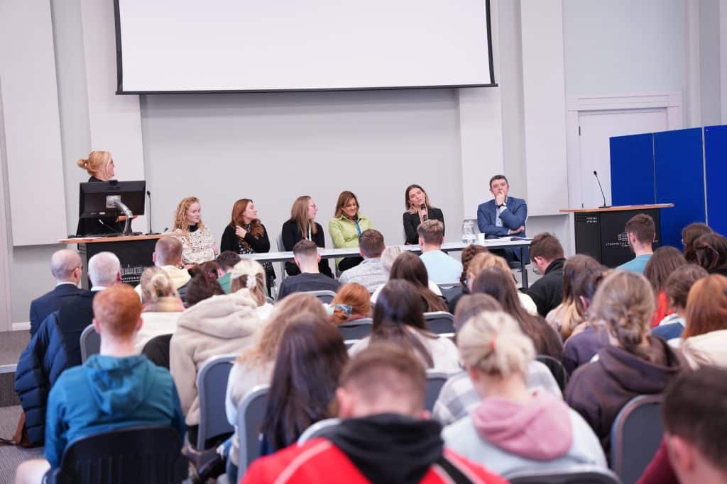 2022 Student Research Conference - Stranmillis University College | A ...
